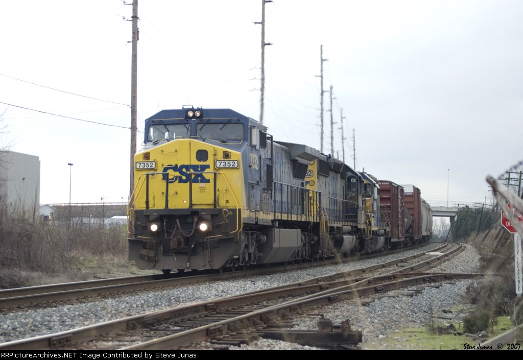CSX 7352 Q574
